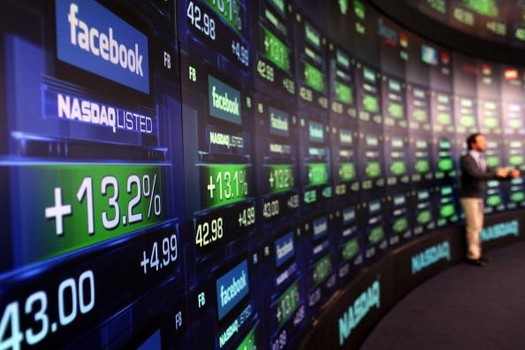 Facebook Share Prices Fall on Rumors of Showing Private Messages to ...